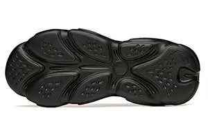ANTA Claw Sneakers