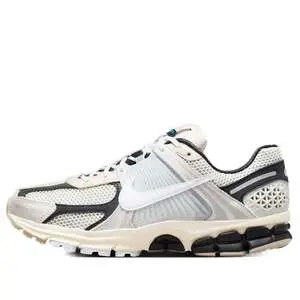 Nike Nike Air Zoom Vomero 5 'Supersonic' Sneakers White/sail/light Bone