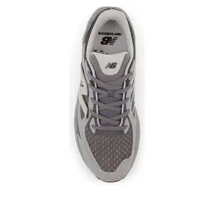 NEW BALANCE 800 Athletic Sneakers