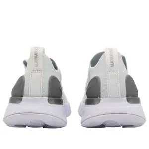 Nike React Phantom Run Flyknit 2 Sneakers - White/grey