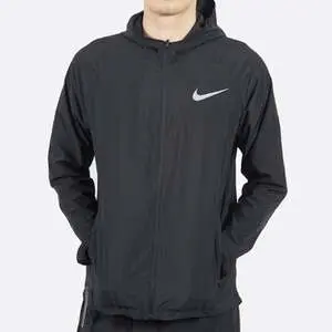 Nike Essential Hooded Windbreaker Jacket