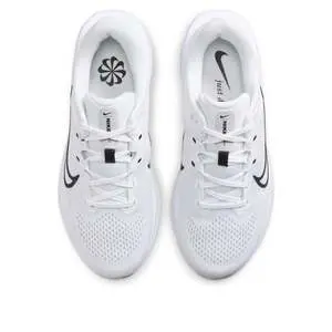Nike Quest Athletic Sneakers - White/black