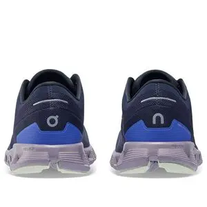 On Cloud X 3 Sneakers