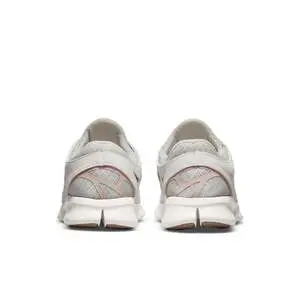 Nike Free Run 2 Sneakers - Gray/white