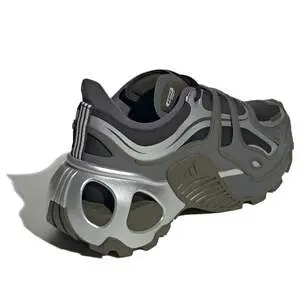 Adidas Wonder Runner Pro Sneakers - Black/silver