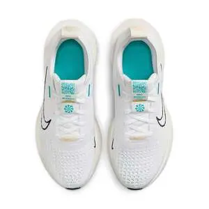 Nike Interact Run Sneakers - White/dusty Cactus/black