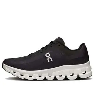 On Cloudflow 4 Sneakers - Black/white