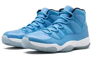 JORDAN Air Retro 'pantone' Sneakers - Blue