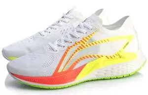 LI-NING Zhuifeng Arbq007-4 Sneakers - White
