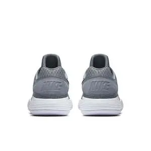 Nike Hyperdunk 2017 Low Athletic Sneakers - Grey/black