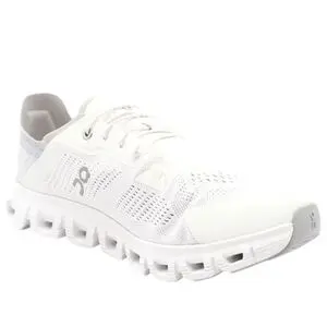On Cloud Coast Sneakers - White/glacier