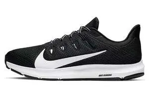 Nike Quest 2 Athletic Sneakers - Black/white