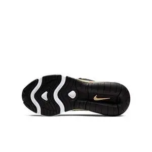 Nike Max 200 Athletic Sneakers - Black