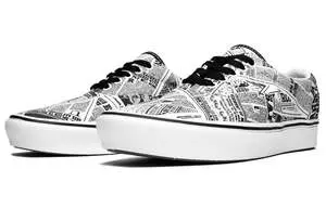 VANS X Harry Potter Comfycush Era "newspaper" Sneakers - Black And White