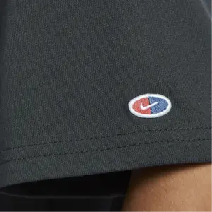 Nike Premium Essentials T-shirt 'black