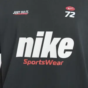 Nike Premium Essentials T-shirt 'black