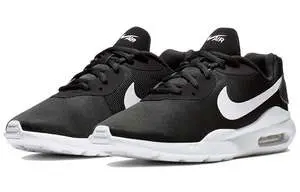 Nike Max Oketo Sneakers - Black/white