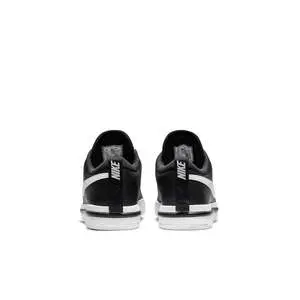 Nike Sesh Low Top Sneakers