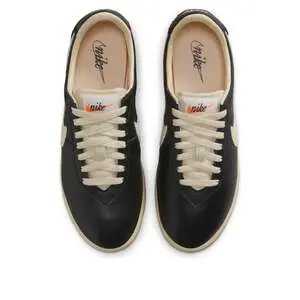 Nike Astro Grabber Lx Sneakers - Black/sail