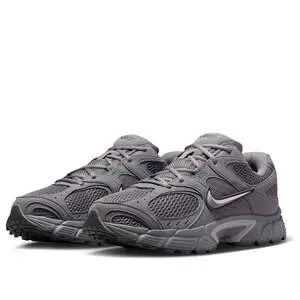 Nike V5 Rnr Sneakers