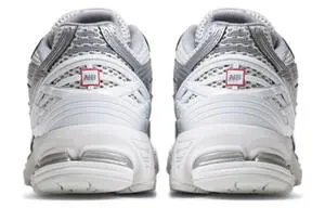 NEW BALANCE 1906r "silver" Sneakers - Silver/white
