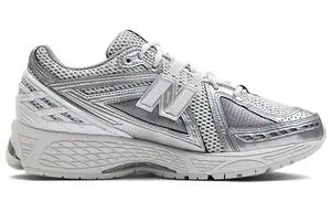 NEW BALANCE 1906r "silver" Sneakers - Silver/white
