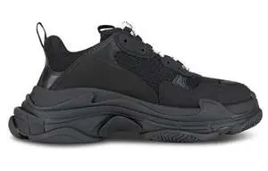 Balenciaga Triple S Sneaker - Black