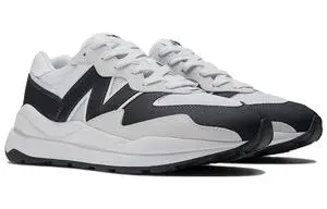 NEW BALANCE 57/40 Sneakers - Blackwhite