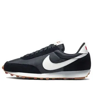Nike Daybreak Vintage Low Top Sneakers - Black/summit White-off Noir