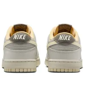 Nike Dunk Low Retro Sneakers