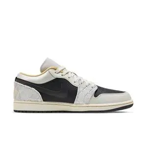 JORDAN 1 Low Se 'beaded Swoosh