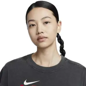 Nike Oversized Graphic T-shirt
