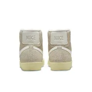Nike Blazer Mid '77 Vintage Sneakers - Cream