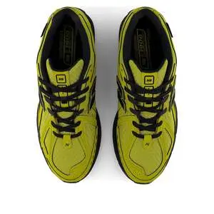NEW BALANCE 1906r Cordura Sneakers - Marshland/black