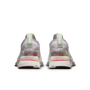Nike Zoom-type Sneakers - Pink