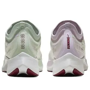 Nike Zoom Fly 3 Athletic Sneakers - White/red