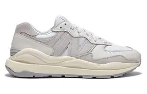 NEW BALANCE 57/40 Sneakers - White/gray