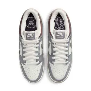 Nike Dunk Low "yuto Horigome" Sneakers - Grey/white-brown