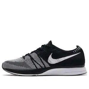 Nike Flyknit Trainer 2018 "oreo" Sneakers
