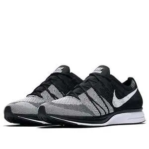 Nike Flyknit Trainer 2018 "oreo" Sneakers
