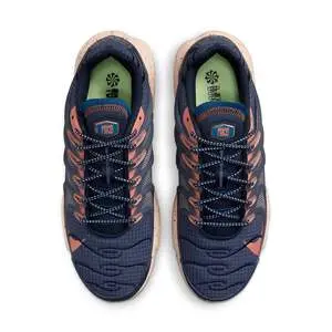 Nike Max Terrascape Plus "obsidian Madder Root - Blue/pink