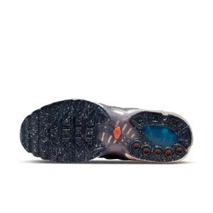 Nike Max Terrascape Plus "obsidian Madder Root - Blue/pink