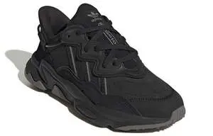 Adidas Originals Ozweego Low Top Sneakers - Black