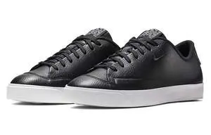 Nike Blazer City Low Sneakers - Black/white