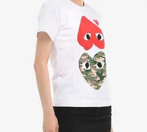 Play Comme Des Garcon Camouflage Heart Logo T-shirt