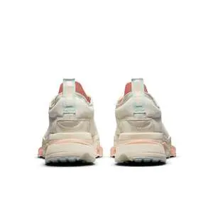 Nike Zoom-type "pale Ivory" Sneakers - White/pink/green