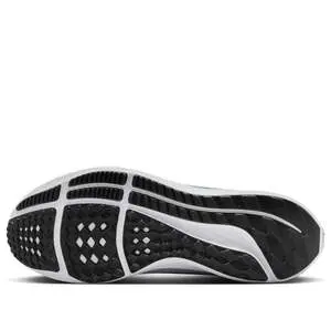 Nike Zoom Pegasus 40 Athletic Sneakers - Blue/white/black