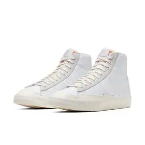 Nike Blazer Mid '77 Vintage Sneakers - White