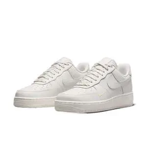 Nike Force 1 '07 Sneakers