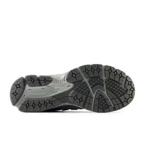 NEW BALANCE 1906r Athletic Sneakers